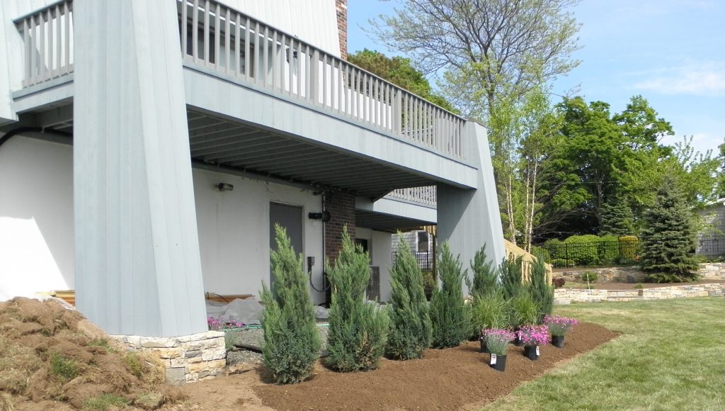 Deciduous & Evergreen Screening - POPEL Landscaping and Design, LLC